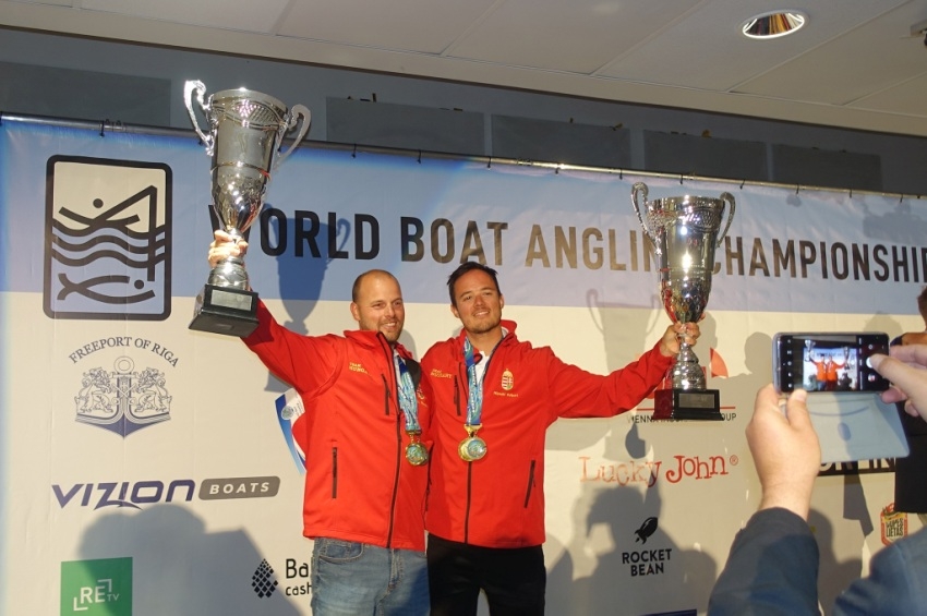 Bárki találkozhat csónakos pergető világbajnokainkkal a Budai Pecabörzén