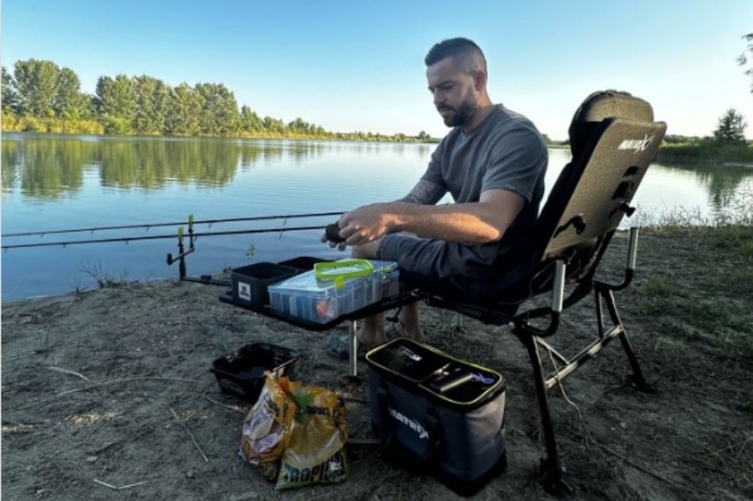 Botka Endrét is „megfertőzte” a horgászláz, már a harcsázás felé kacsingat