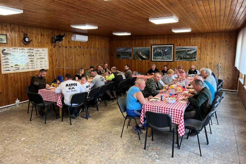 Éveken át tartó gyűjtés után felújították a dunaújvárosi horgásztanyát