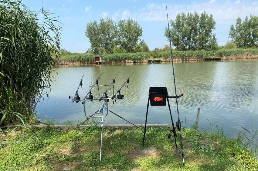 Betelt a pohár, befenyítették a horgászokat Tószegen