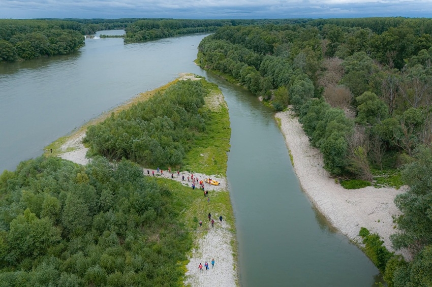 Új sziget jött létre a Dunán Bősnél – fotókkal, videóval